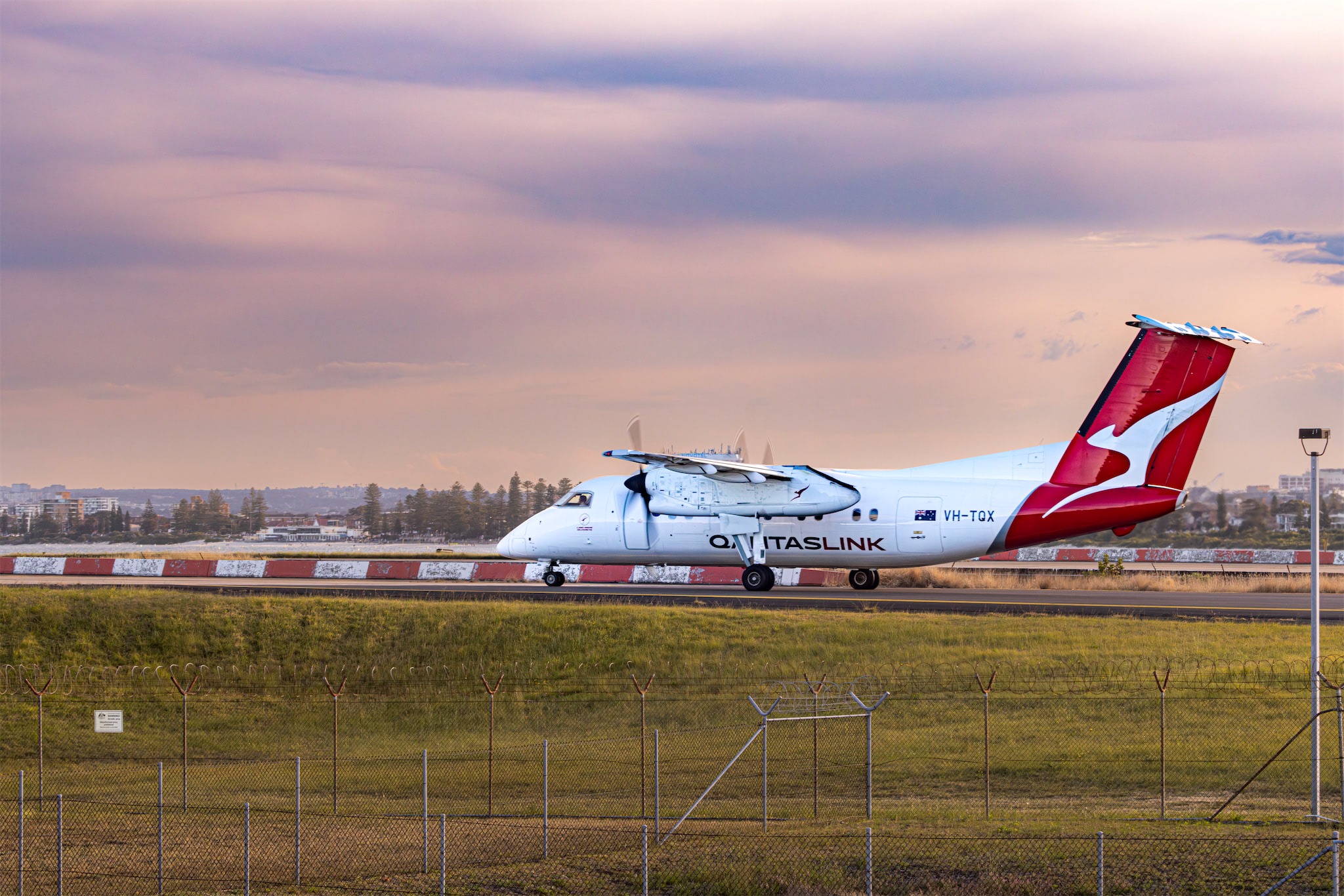 Dash 8 DHC-8-100/200/300 Type Training Course (Practical)